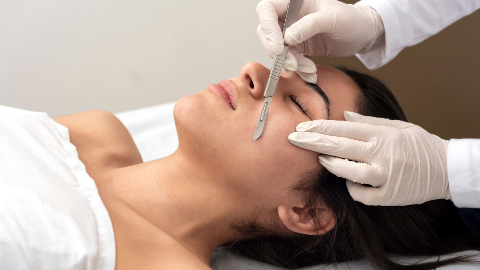 Facial Aesthetics - Age Management by HCE